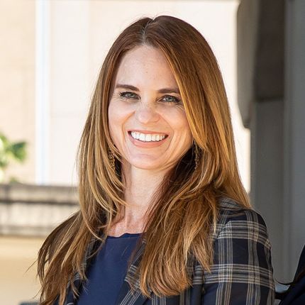 E. Holland “Holly” Howanitz | Tyson & Mendes